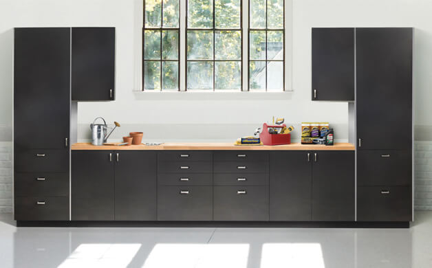 Garages | Klëarv&e Cabinetry®